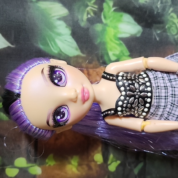 Rainbow High | Toys | Violet Willow Rainbow High Doll | Poshmark